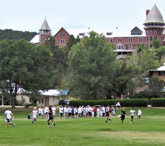 News: Search Associates Welcomes UWC-USA - Dec 5, 2015